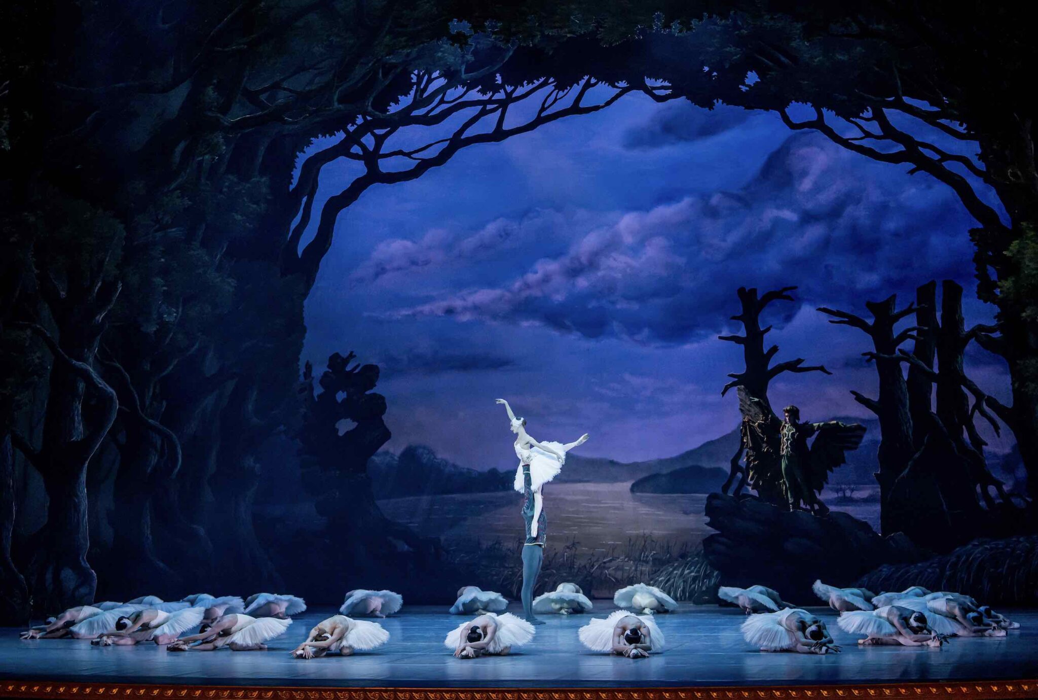 Moscow Ballet La Classique Is Brining Swan Lake To Riyadh ...