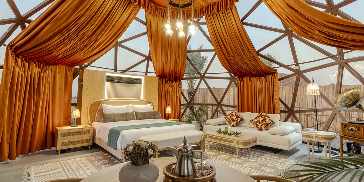Escape to Al Marmoom Domes: Luxury Glamping in Dubai’s Desert ...