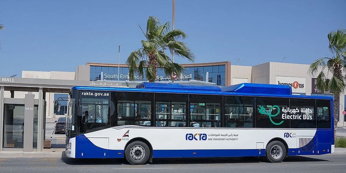 RAK Gets Its First Electric Bus and It's Free to Ride for a Month ...
